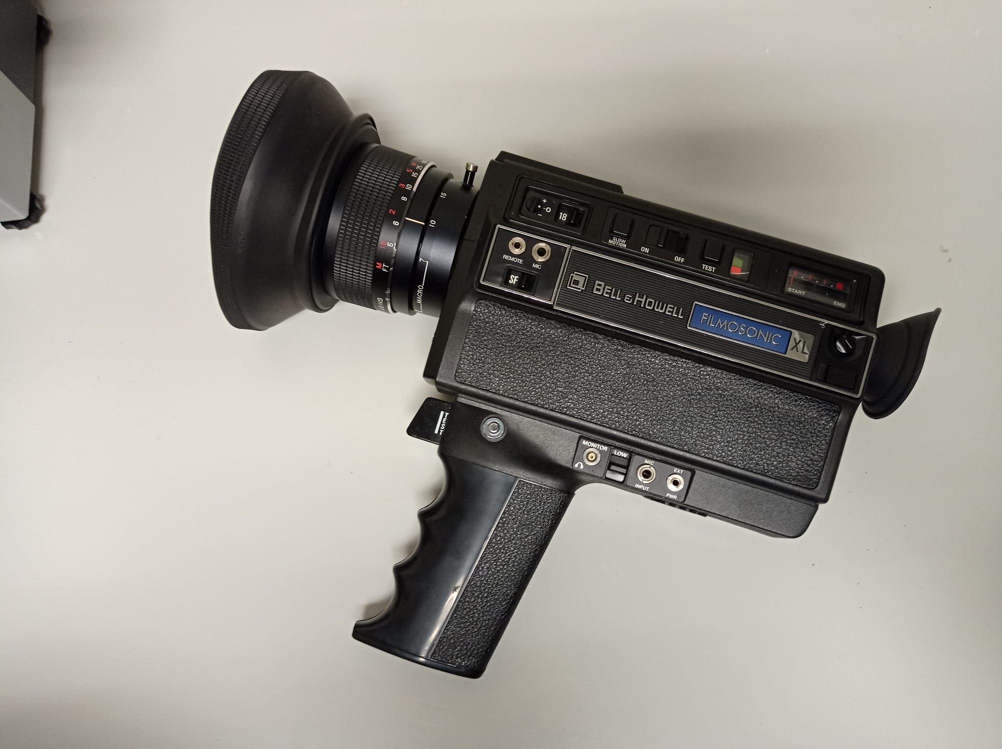 Bell & Howell Filmosonic 1237XL camera